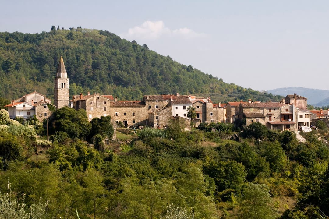 Kostanjica - a small village near Grožnjan | Colours of Istria