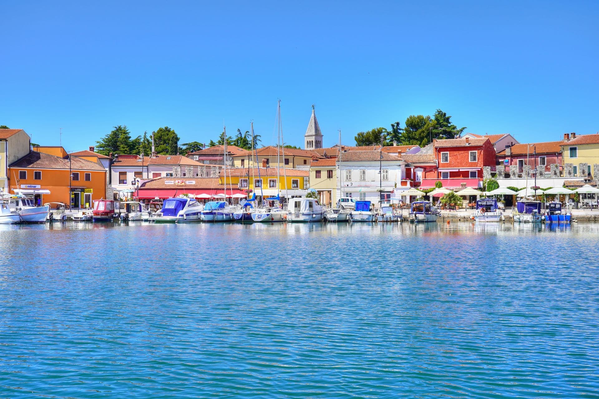 Mandrač - sigurna luka i simbol Novigrada | Colours of Istria