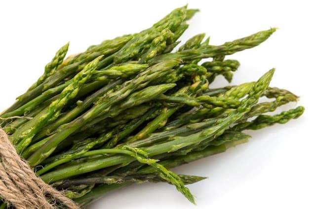 Asparagus - extraordinary Istrian delicacy | Colours of Istria