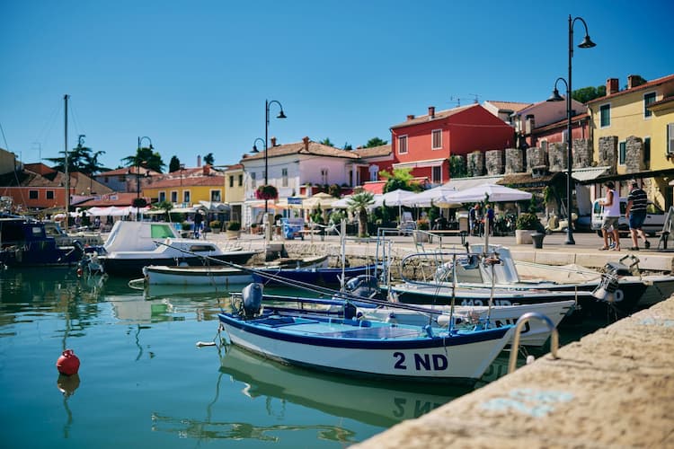 Novigrad walls - culture and art | Colours of Istria