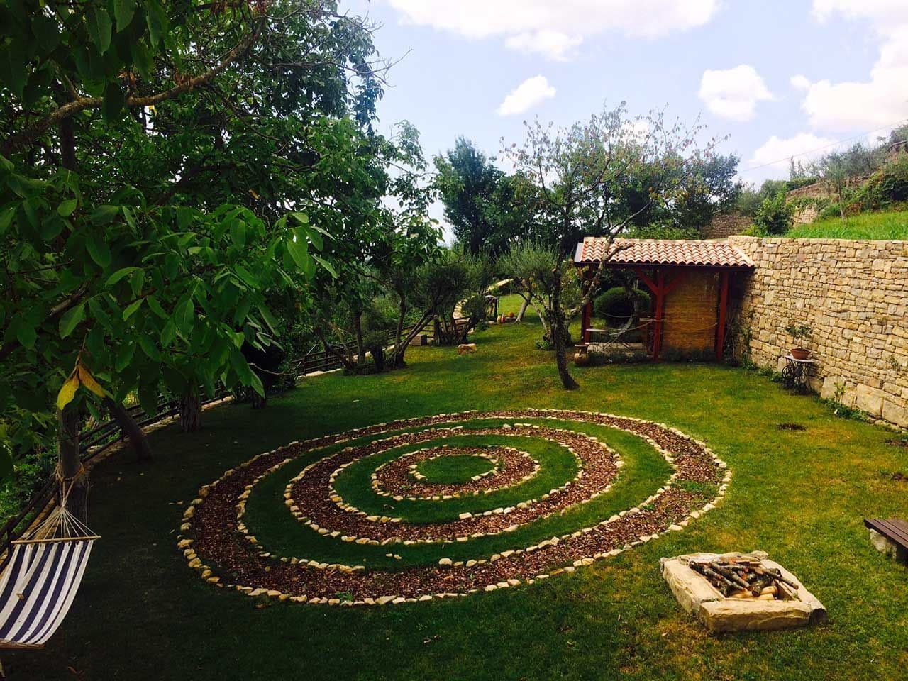 Hum - najmanji grad na svijetu | Colours of Istria